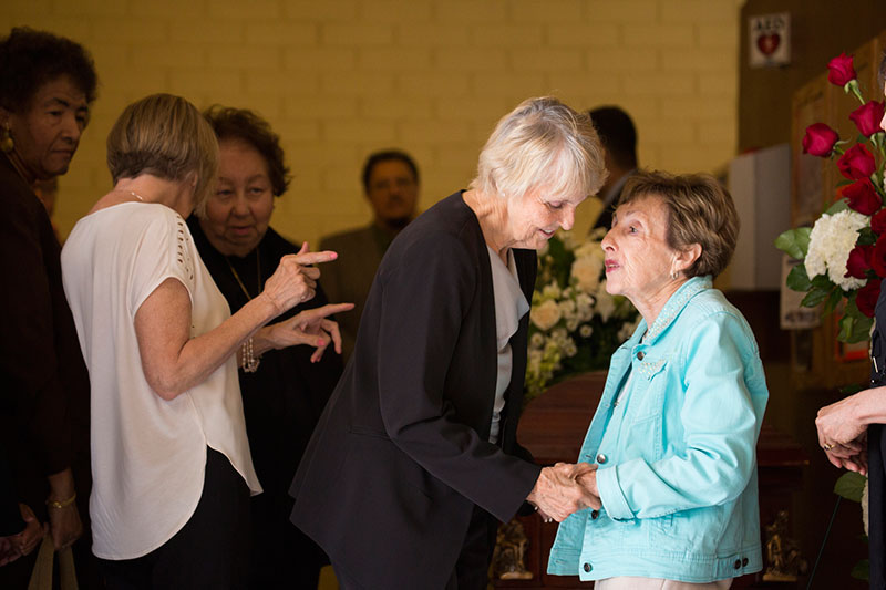 Hundreds Attend Services for Former CSUF President Gordon | CSUF News