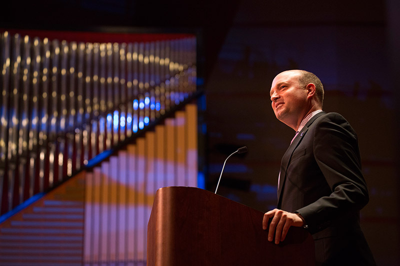 Outstanding Professor Celebrates Outstanding Students | CSUF News