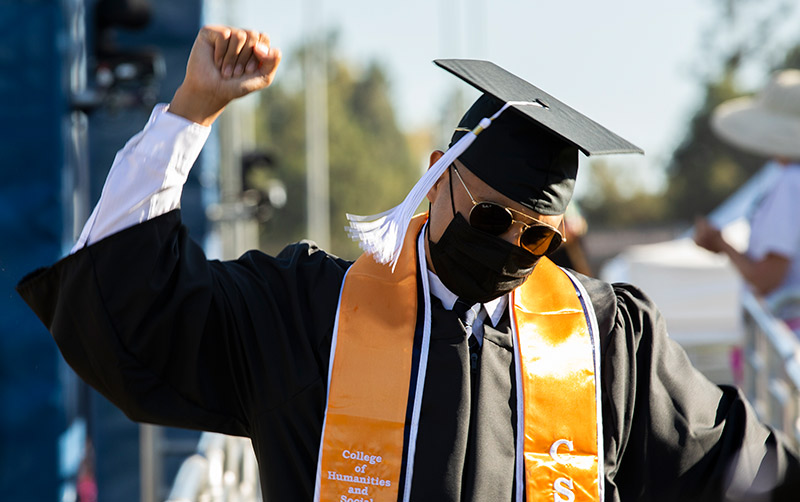 Class of 2020 Struts the Commencement Stage | CSUF News