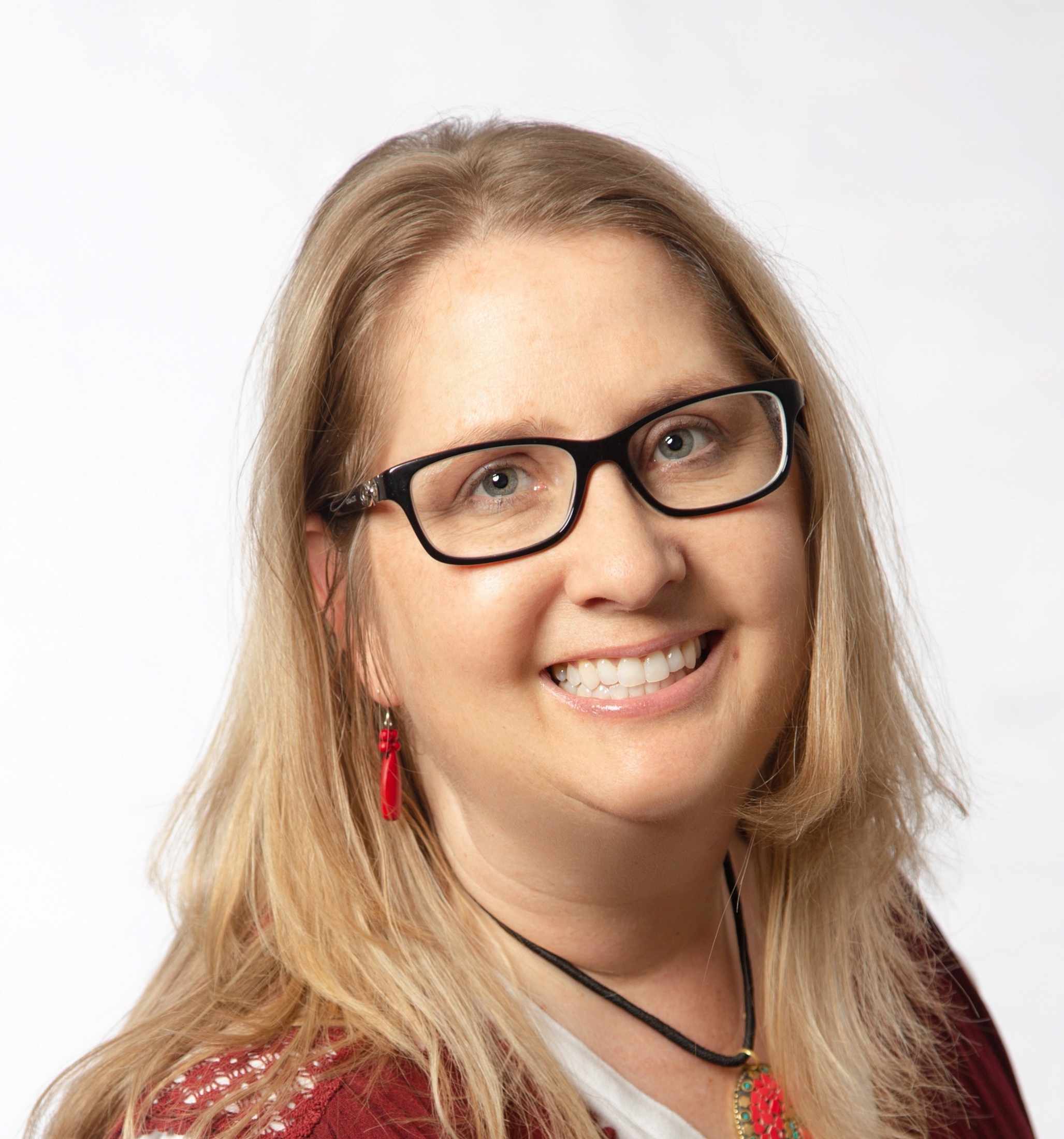 Debra Stout Named Leader of the Year by YWCA-OC | CSUF News