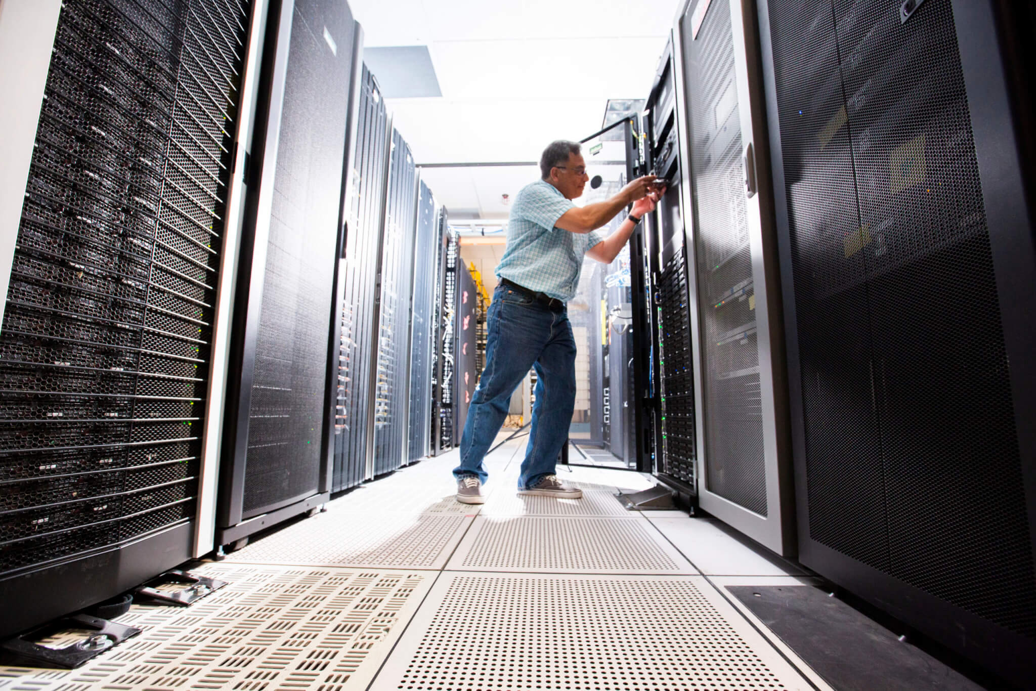 Supercomputer to Allow New Science, Math Research | CSUF News