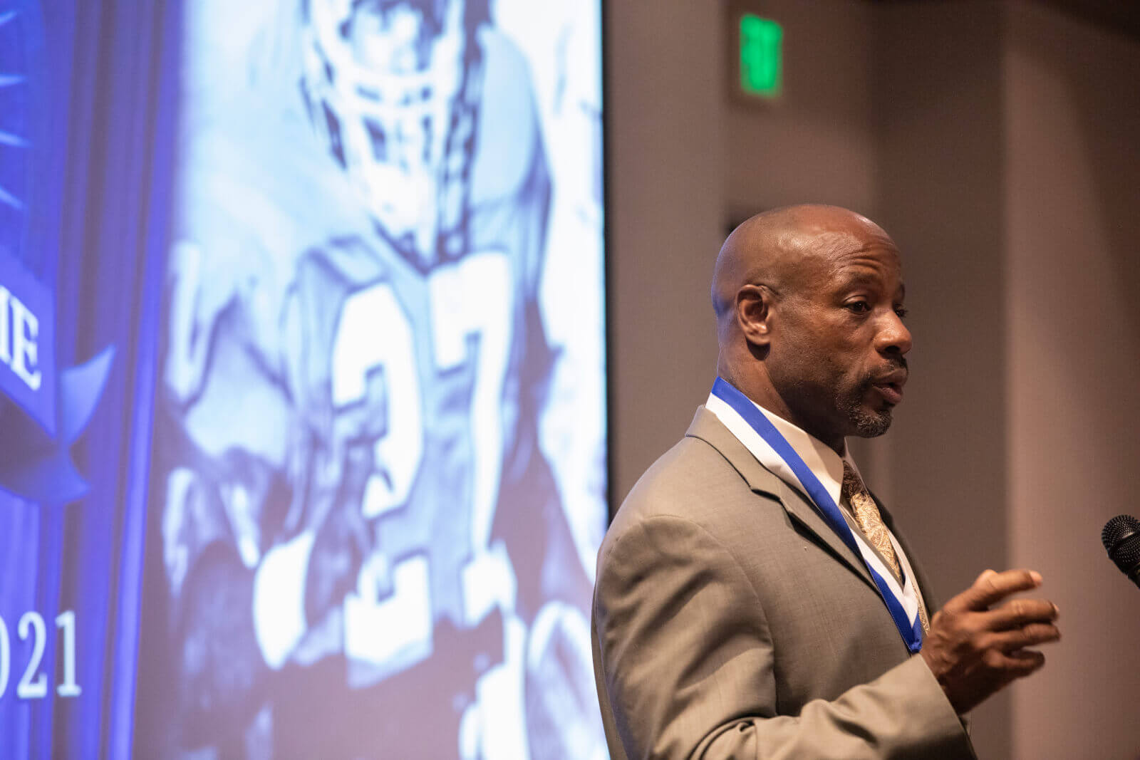 Athletics Hall of Fame Class of 2021 Honored | CSUF News