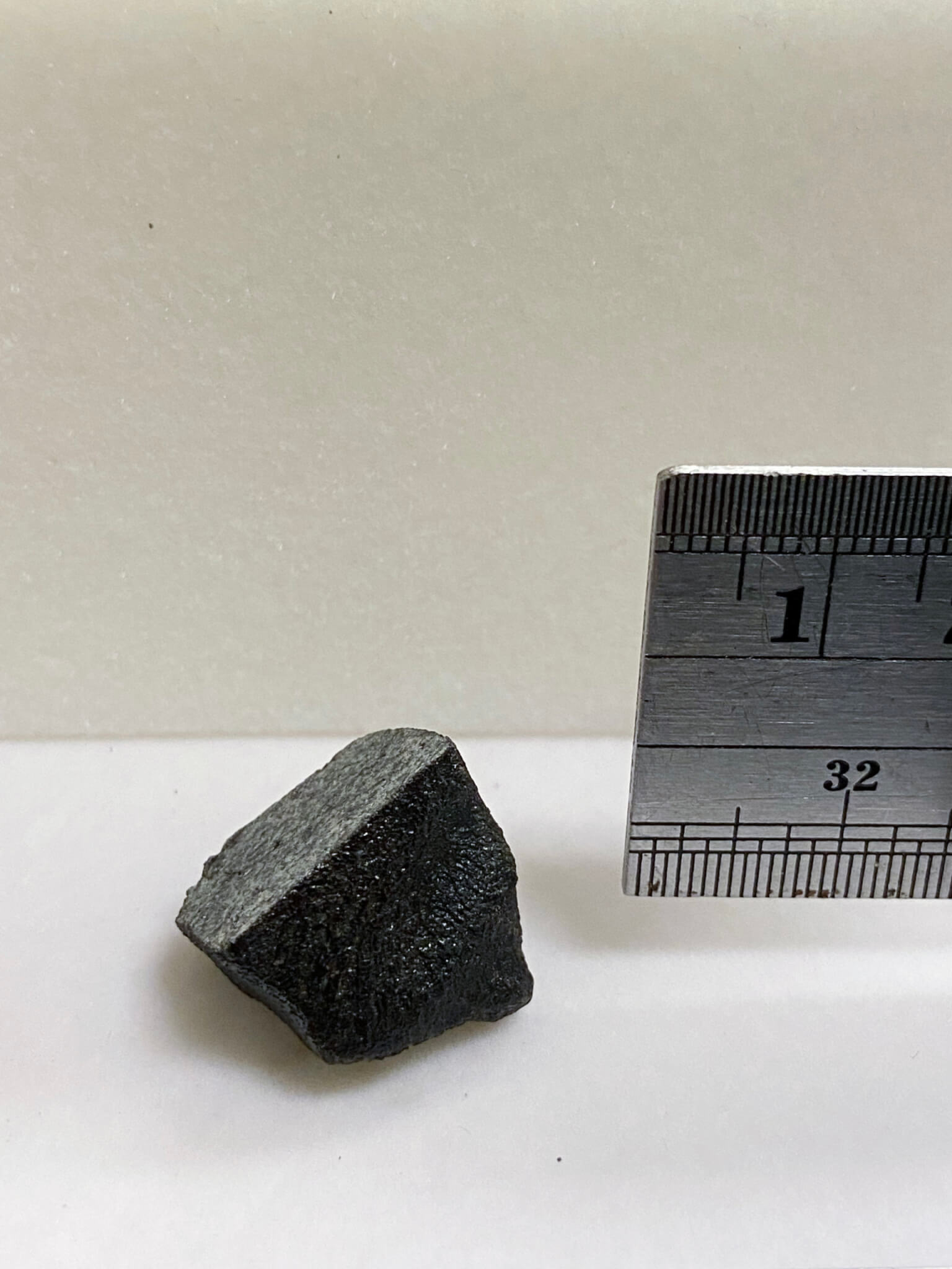 Future Geologist Studies Rare Meteorite From Mars | CSUF News