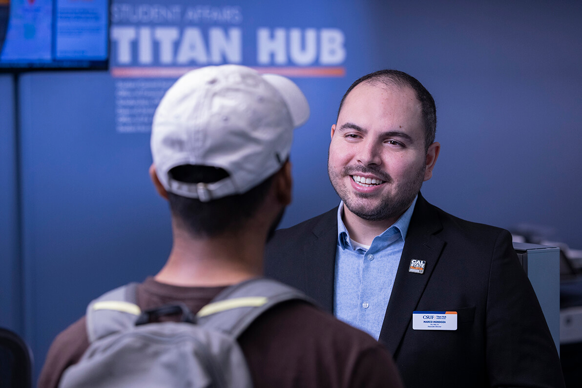 CSUF’s Titan Hub Provides One-Stop Support Services for Students | CSUF News