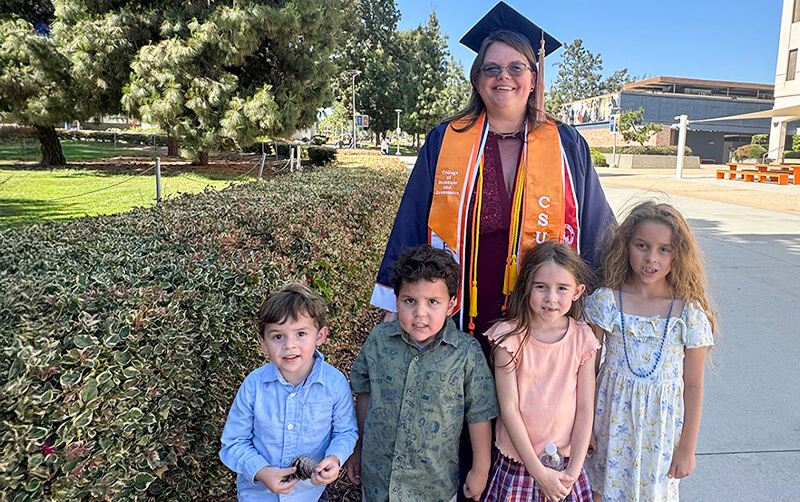 Class of 2025 Business Grad Earns Online Bachelor’s Degree While ...